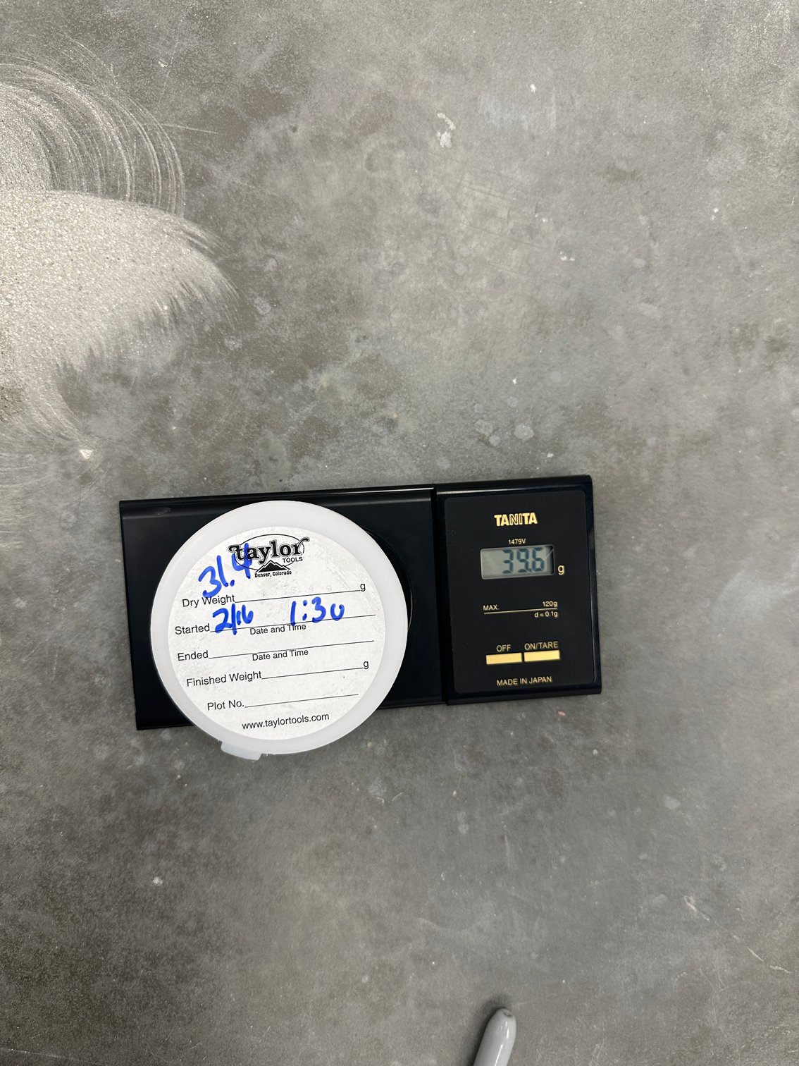 Understanding RH vs. Calcium Chloride Moisture Tests for Concrete